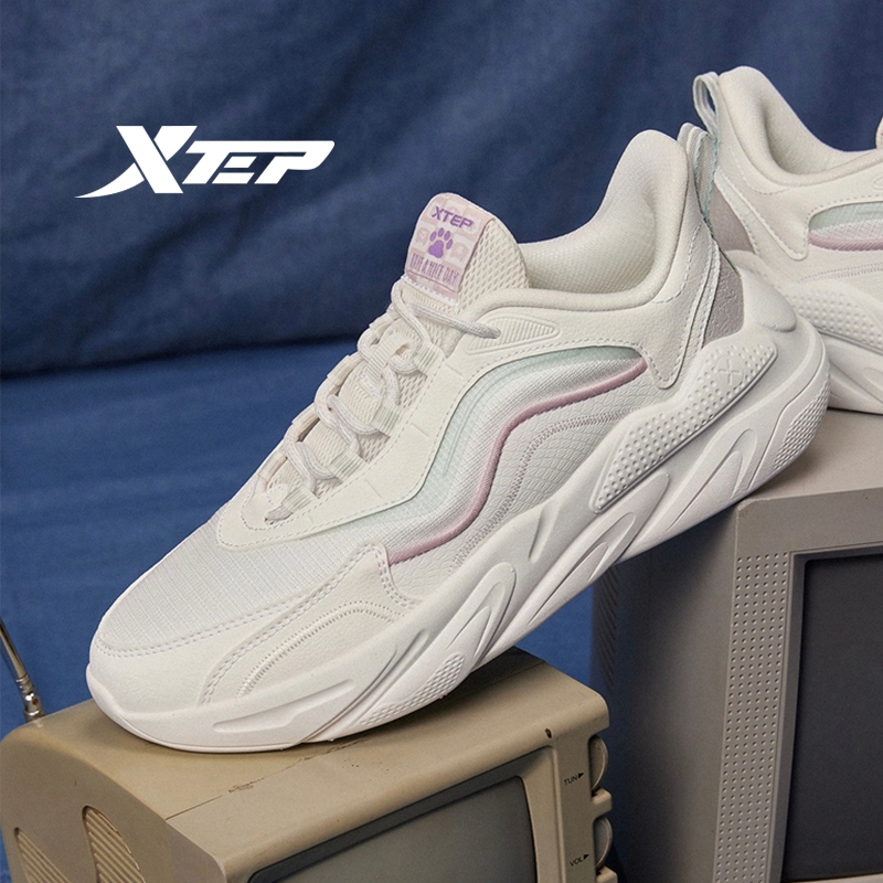 Xtep Women Sneakers Fashion Lightweight Retro Breathable Support ...
