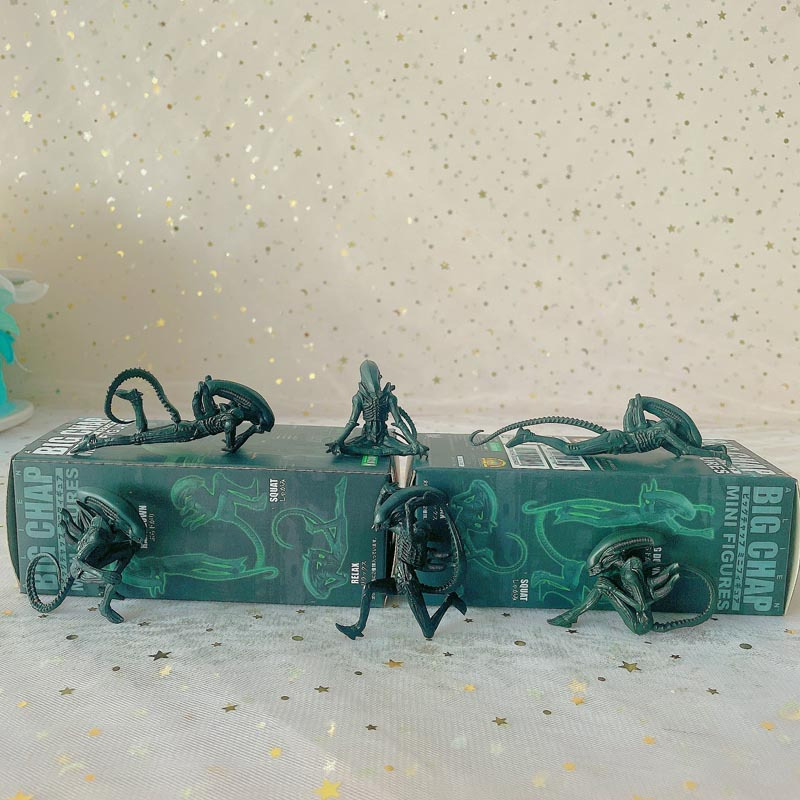 6Pcs 4-8cm Fire Girl Alien Chestburster Facehugger Figure Model Scene ...