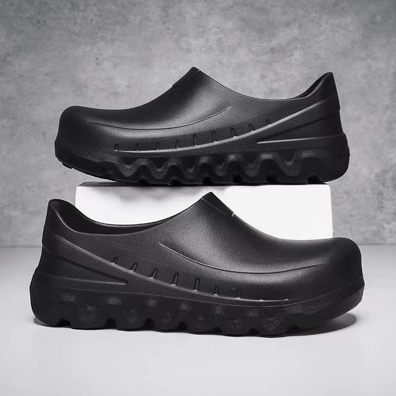 Best Shoes To Wash Car