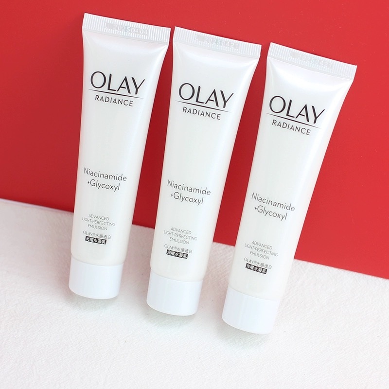 OLAY Antisugar Skin whitening Luminous emulsion Sample Water and milk ...