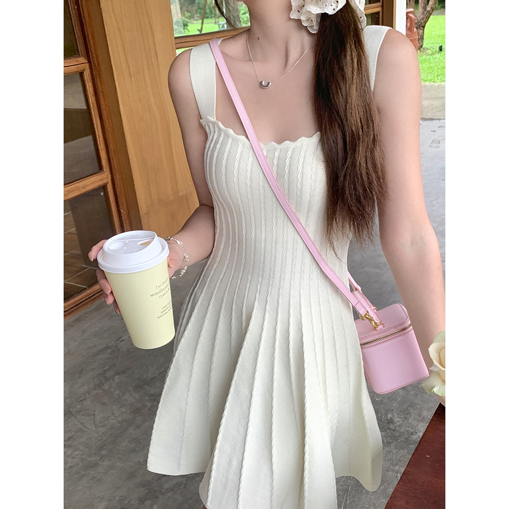 loveflower 」Waistless sleeveless A-line dress with pleated suspender ...