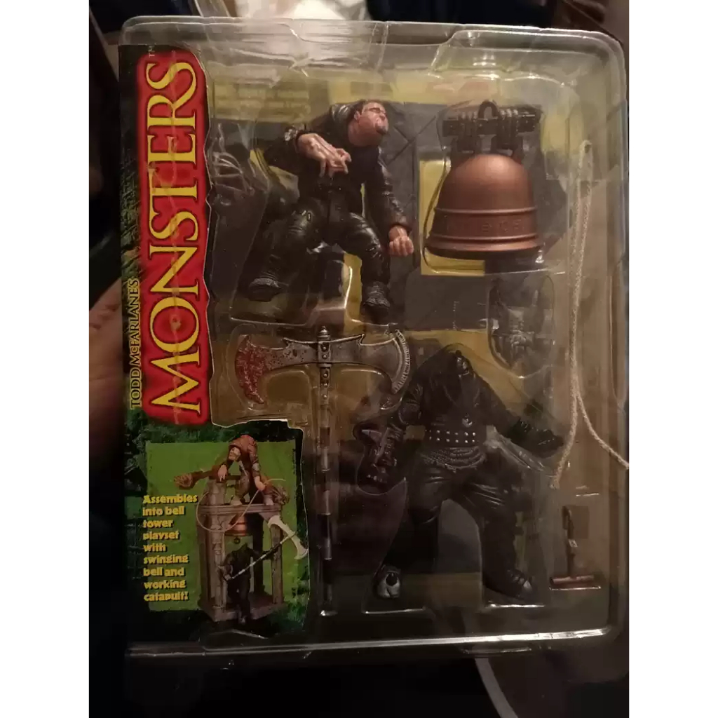 McFarlane Monster Scene 1 The Hunchback of Notre Dame | Shopee Philippines