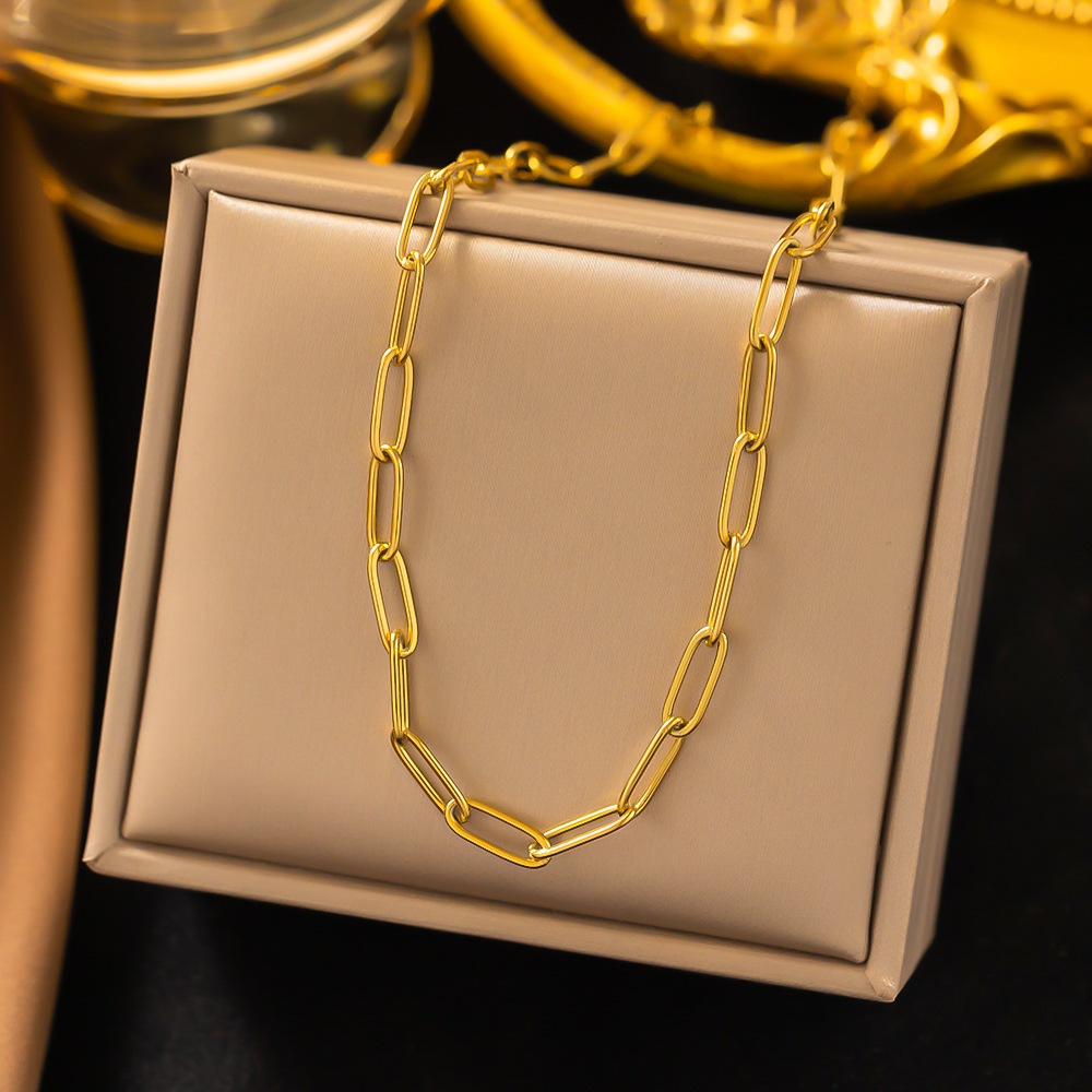 Cold and elegant style, fashionable titanium steel coarse necklace ...