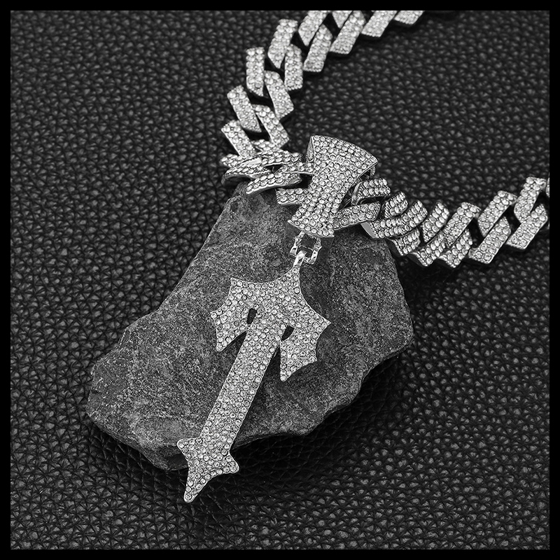 Trapstar T-Shaped Pendant Necklace with 15mm Diamond Cuban Link Chain ...