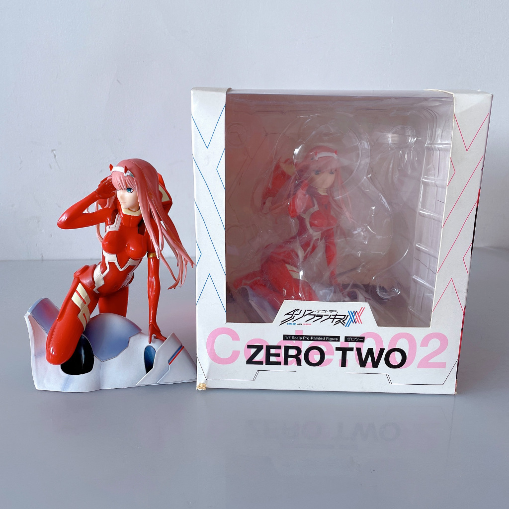 15cm Anime Darling in the FranXX Zero Two Battle Suit Kneeling Scene ...