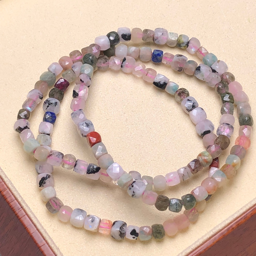 Natural Duobao Faceted Cube Crystal Bracelet Dazzling Charm 4mm ...