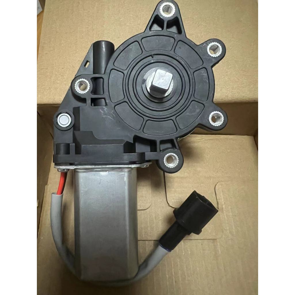 Nissan Car Window Lifter Motor Suitable for Nissan navara D40 Nissan ...