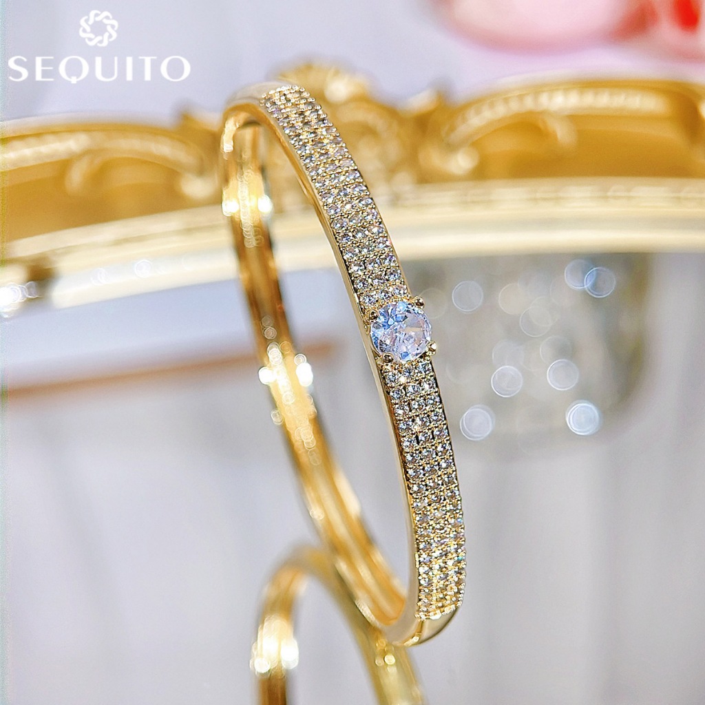 SEQUITO High Grade Golden Color Women Round Bangle Paved Setting White ...