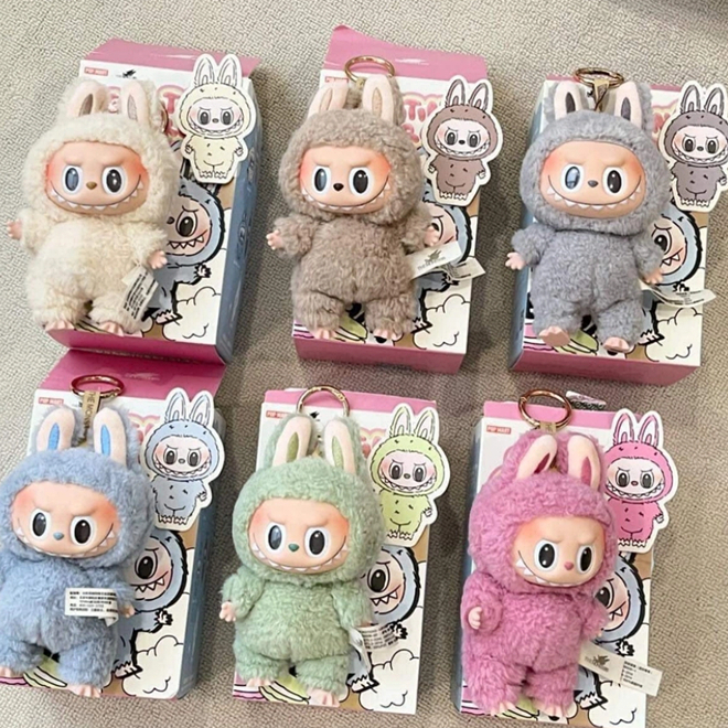 17CM Labubu Sitting Keychain Vinyl Face Labubu Dolls Sea Salt Coconut ...