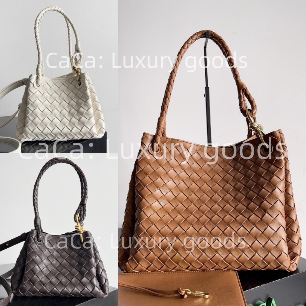 B/Shoulder bag/Crossbody bag/Handbag/Available from various brands/Need ...