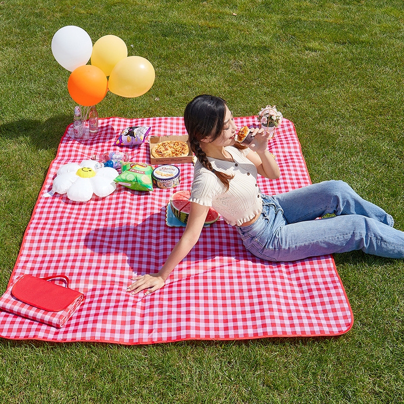 Waterproof Picnic Carpet Travel Outdoor Camping Beach Mat | Shopee ...