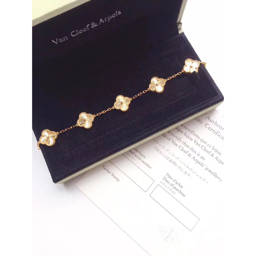 Fashion jewelry classic VC four-leaf clover bracelet gold band OGO is ...