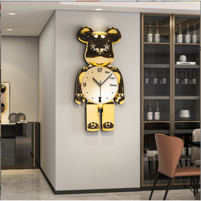 Creative Clock Light Luxury Violent Bear Netflix Clock Fashion Living ...