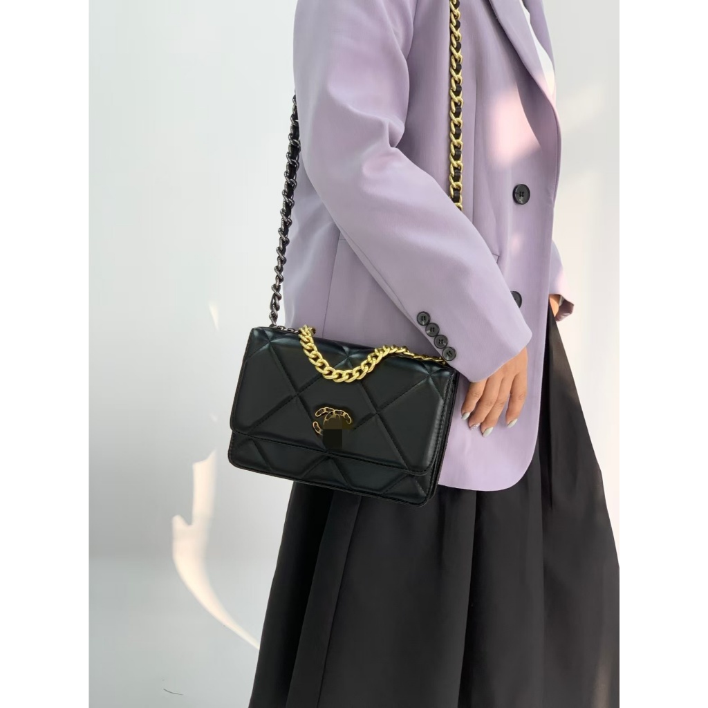 Fashion Limited Edition New Dalmon Chain Bag (Size: 23*16*7cm) | Shopee ...