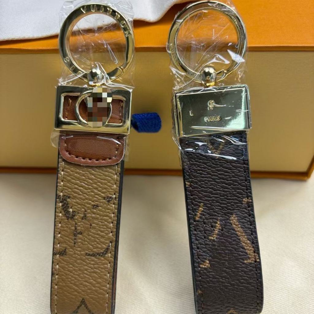 【READY STOCK】Monogram Bee Canvas Leather Letter Trim Keychain Car ...