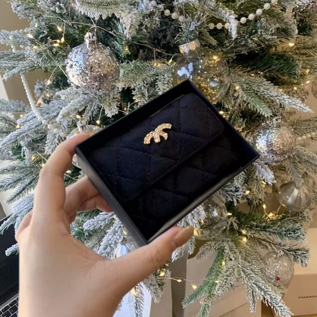 2024 VVIP Christmas gift, rhinestone velvet card bag (size: 11*9*2cm ...