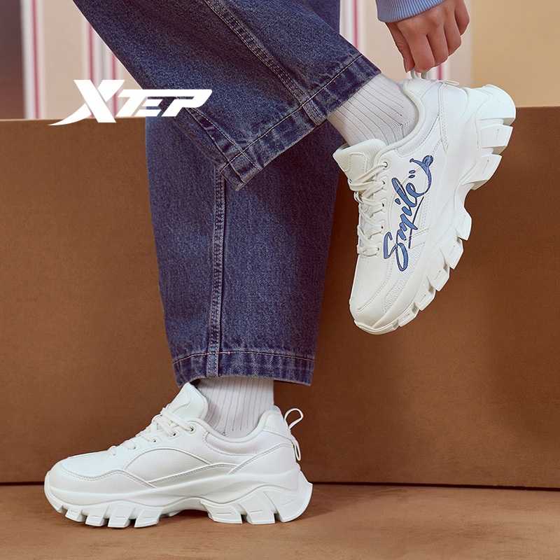 XTEP Women's Sports Shoes Big Tooth Shoes Winter Thick-Soled Leather ...