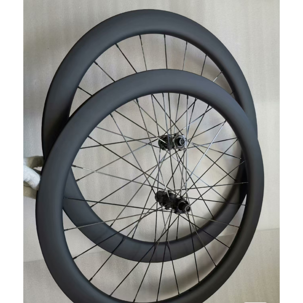 700C Road Bike Carbon Wheel Set 60MM Rim Ultra Light Thru Axle Wheels ...