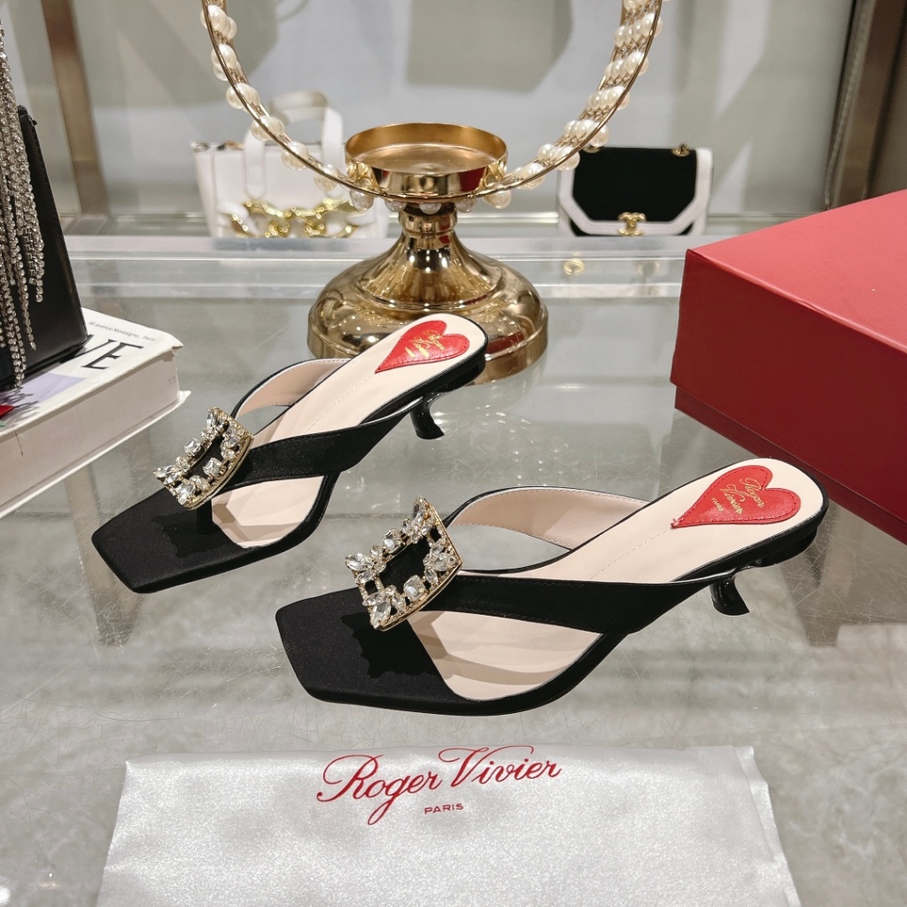 Women's high heels, Material: imported silk upper, inner cushion ...