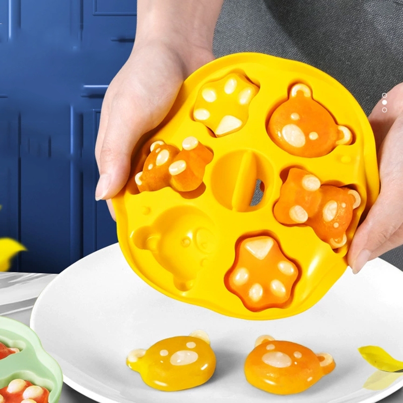 6-Cavity Cartoon Bear Silicone Mold Baby Food Supplement Mold Hand ...