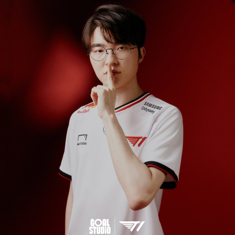 【World Premiere】Latest 2025 T1 2nd Uniform Jersey. "FAKER" Same Style ...