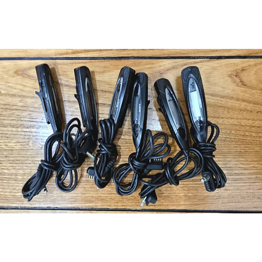 Sony RM-WME23 Ultra-Slim Walkman Remote Control for EX Series Walkman ...
