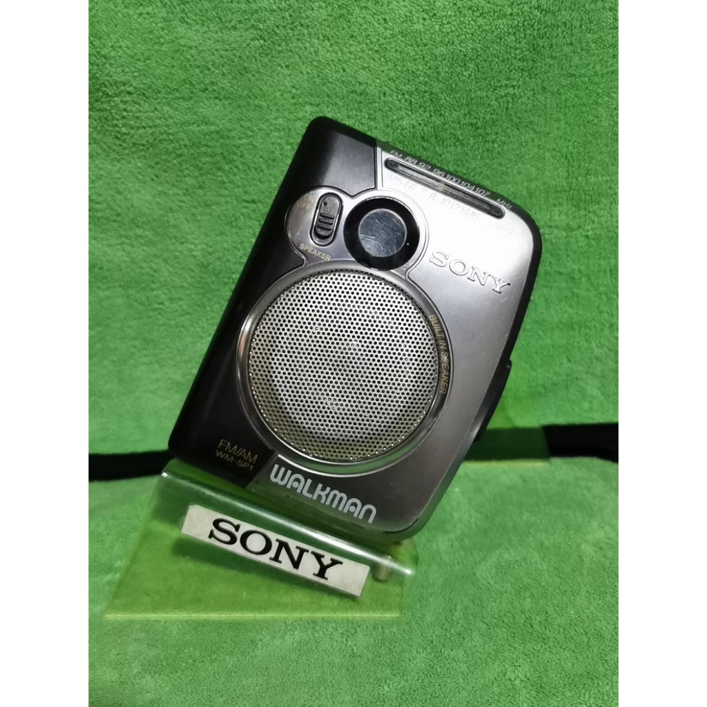 Sony SP1 Retro Cassette Walkman Built-in stereo speaker with crisp ...