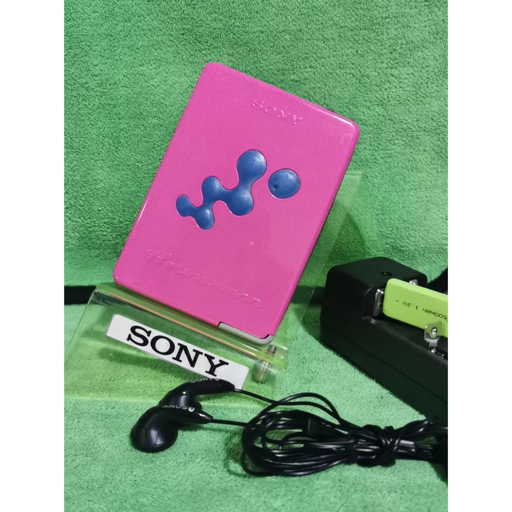 Sony Ex615 Cassette Walkman with Transparent Shell Design - Cassette ...