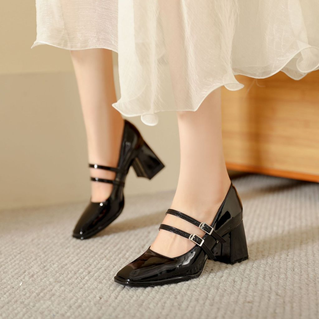 (WITH BOX) Black Patent Leather Mary Jane Shoes High Heels Pointed ...