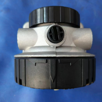 Fuel Filter Head RE500160 RE70358 For John Deere 5045D 5065E 5200 6500 ...