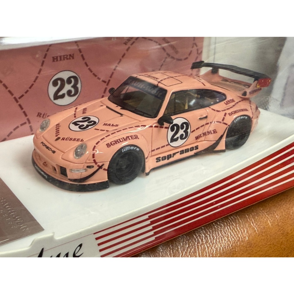 Fuelme 1/64 FM64001-RW-993B Porsche RWB 933 Sopranos Pink Pig Limited ...