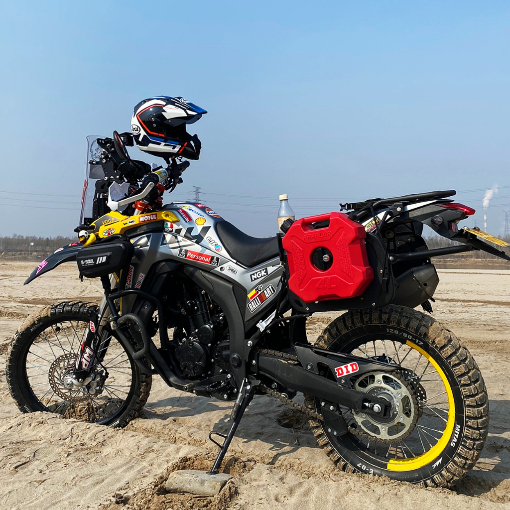 Unique Design 4L Liter Red Black Orange Green Spare Fuel Tank Car ...