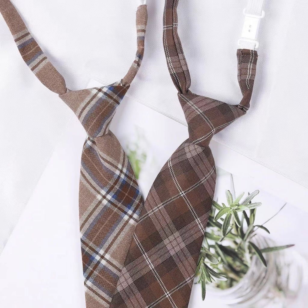 Reduced Age Vintage Style Versatile Coffee Stripe Tie DK tie Academic ...