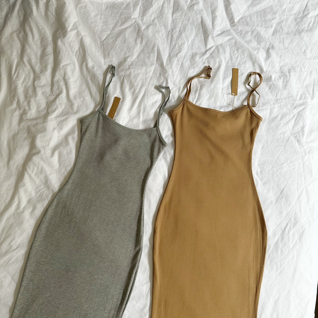 SKIMS LONG SLIM FIT SEXY SKIRT WITH ADJUSTABLE SHOULDER LENGTH | Shopee ...