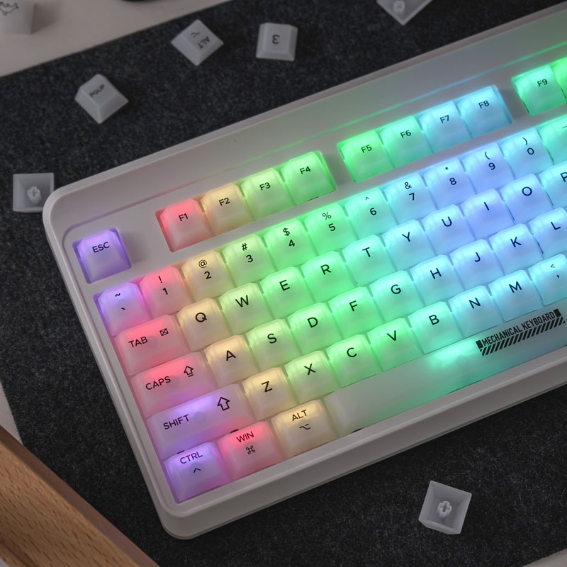 GMK 123 keys through milky white light-transmitting PC keycap screen ...