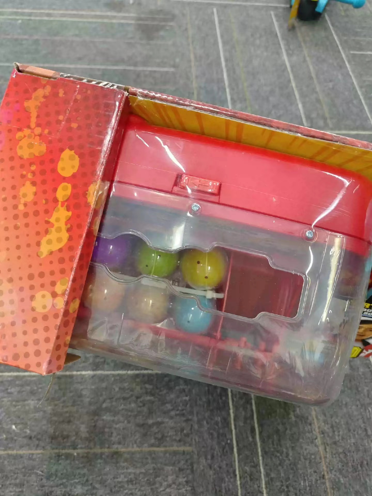 RYAN'S WORLD Mystery Claw Machine Playset and Figures by Just Play ...