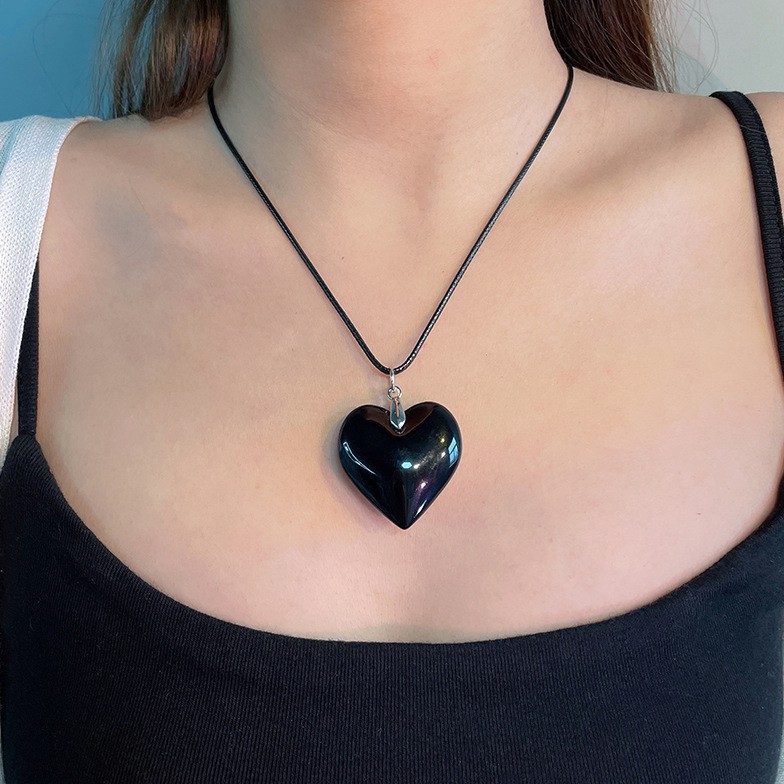 A Multicolor Fashion Simple Temperament Love Ladies Necklace Hot Girl ...