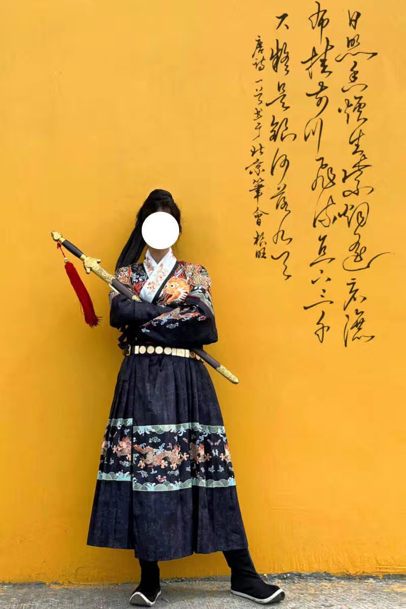 China Ming Dynasty Jinyiwei Clothes Ancient Costume Men Women Same ...