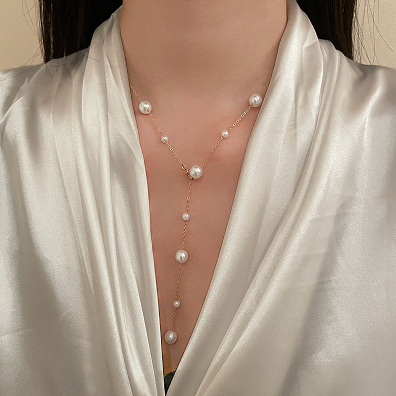 DREJEW Simple and fresh titanium steel baby's breath pearl necklace Japanese and Korean style ...