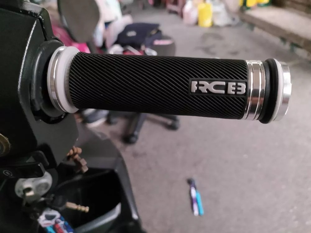 RCB/JRP MOTORCYCLE HANDLE GRIP MOTORCYCLE RACING RUBBER HANDLE GRIP ...