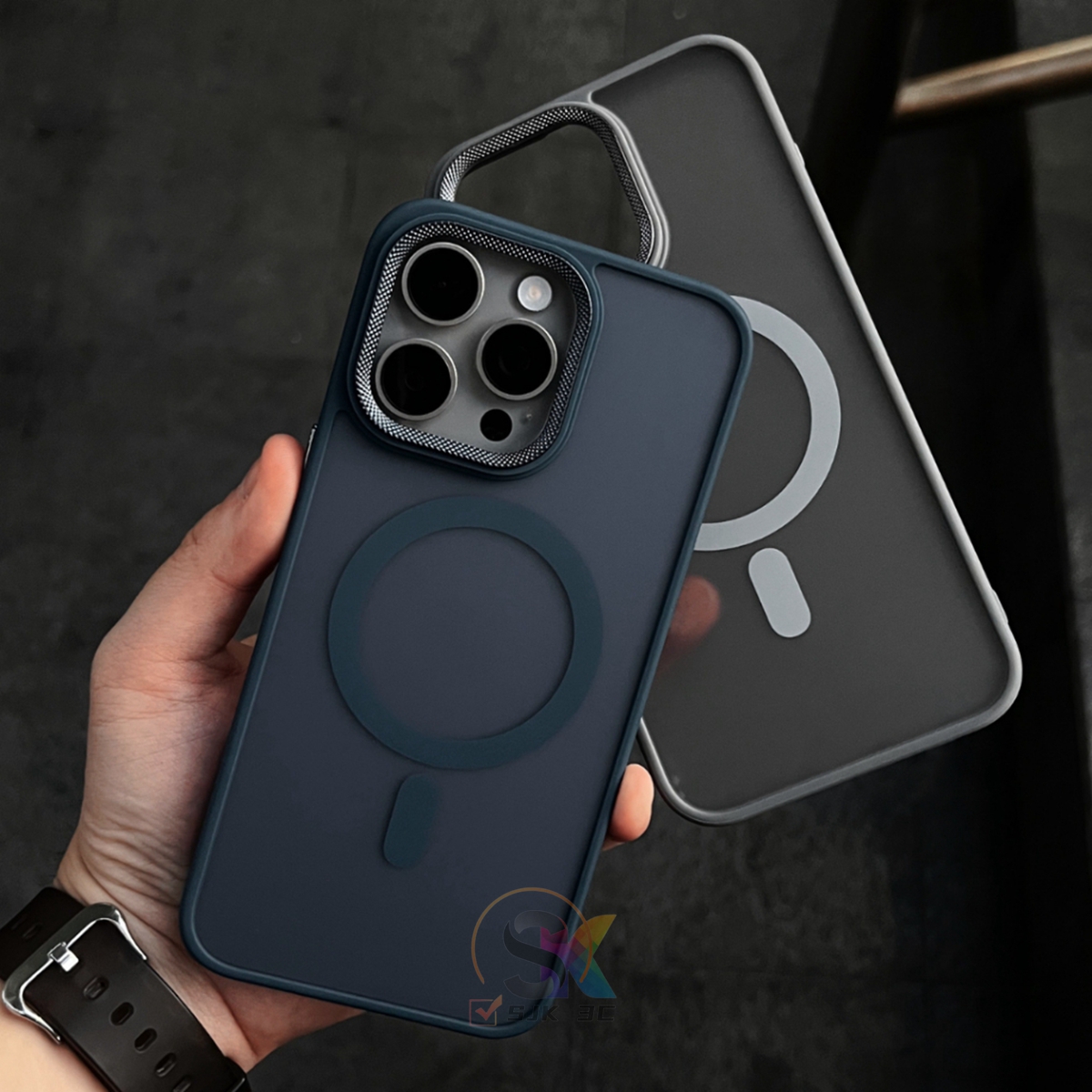 NEW Luxury Matte Magnetic Phone Case for Iphone 15promax Black ...