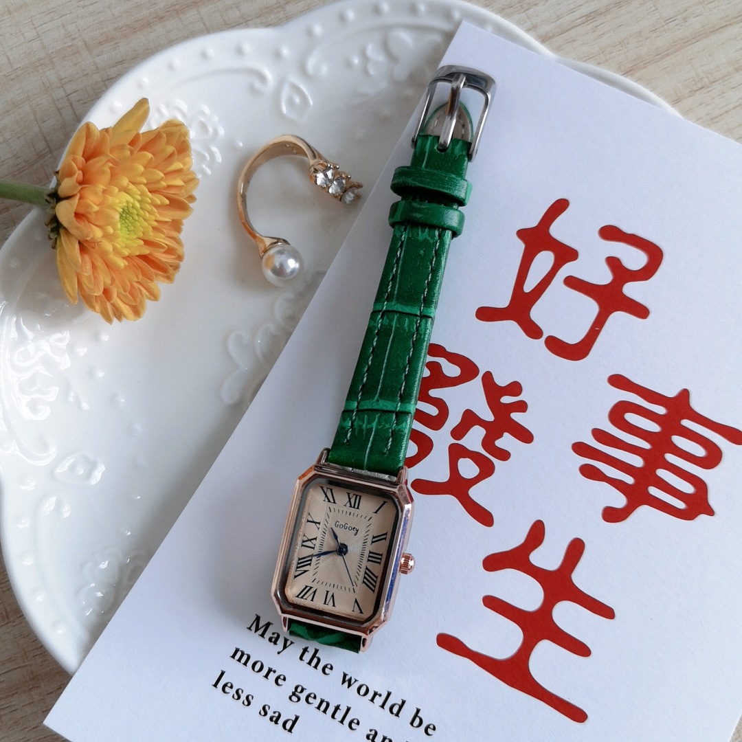 Vintage small square plate temperament student watch niche premium ...