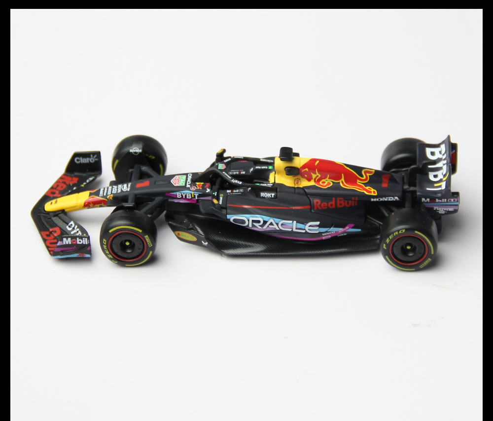 Bburago 1:43 2023 F1 Red Bull Racing RB19 Las Vegas GP #1 Max ...