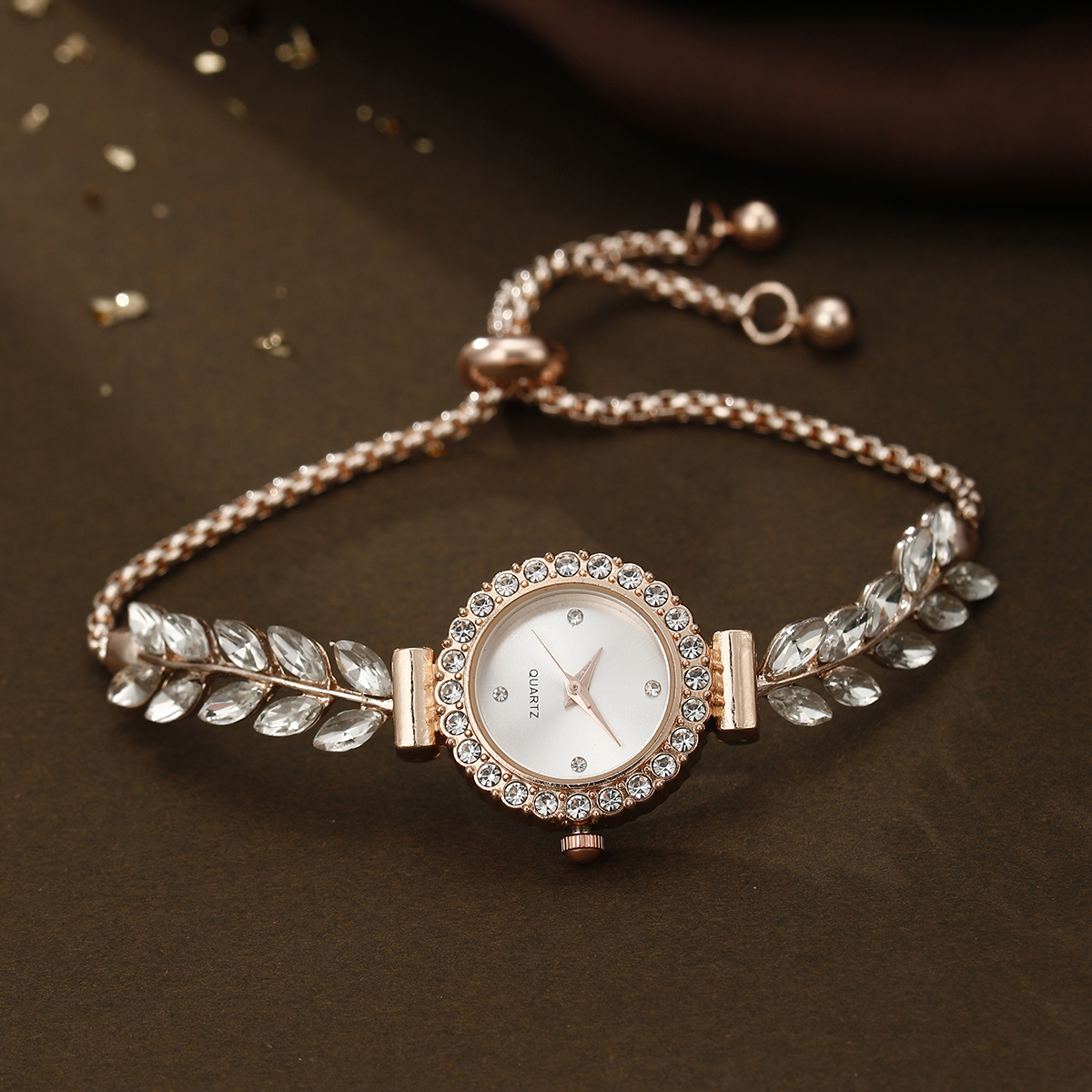 A Korean Version Ladies Full Diamond Elegant All-Match Watch for Woman ...