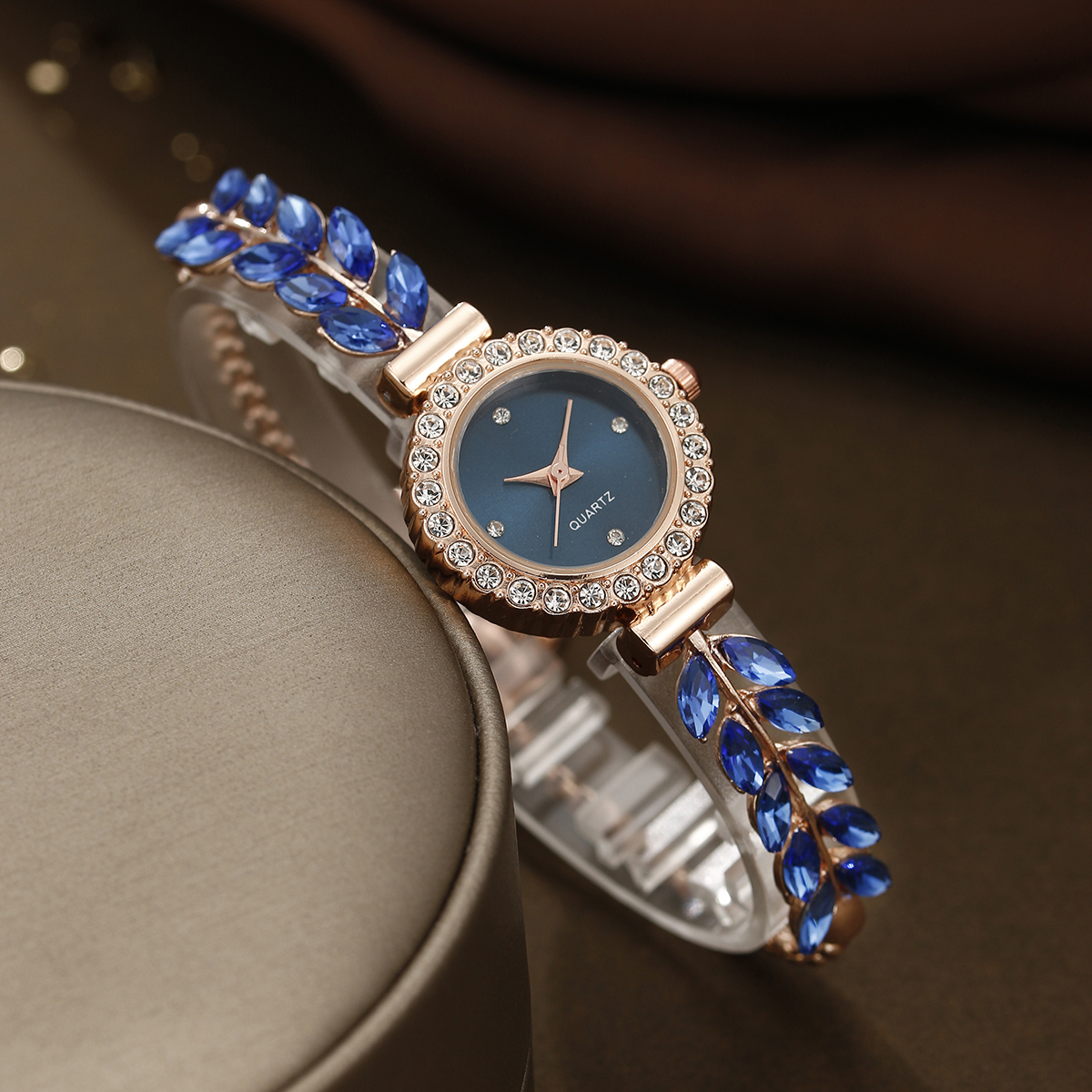 A Korean Version Ladies Full Diamond Elegant All-Match Watch for Woman ...