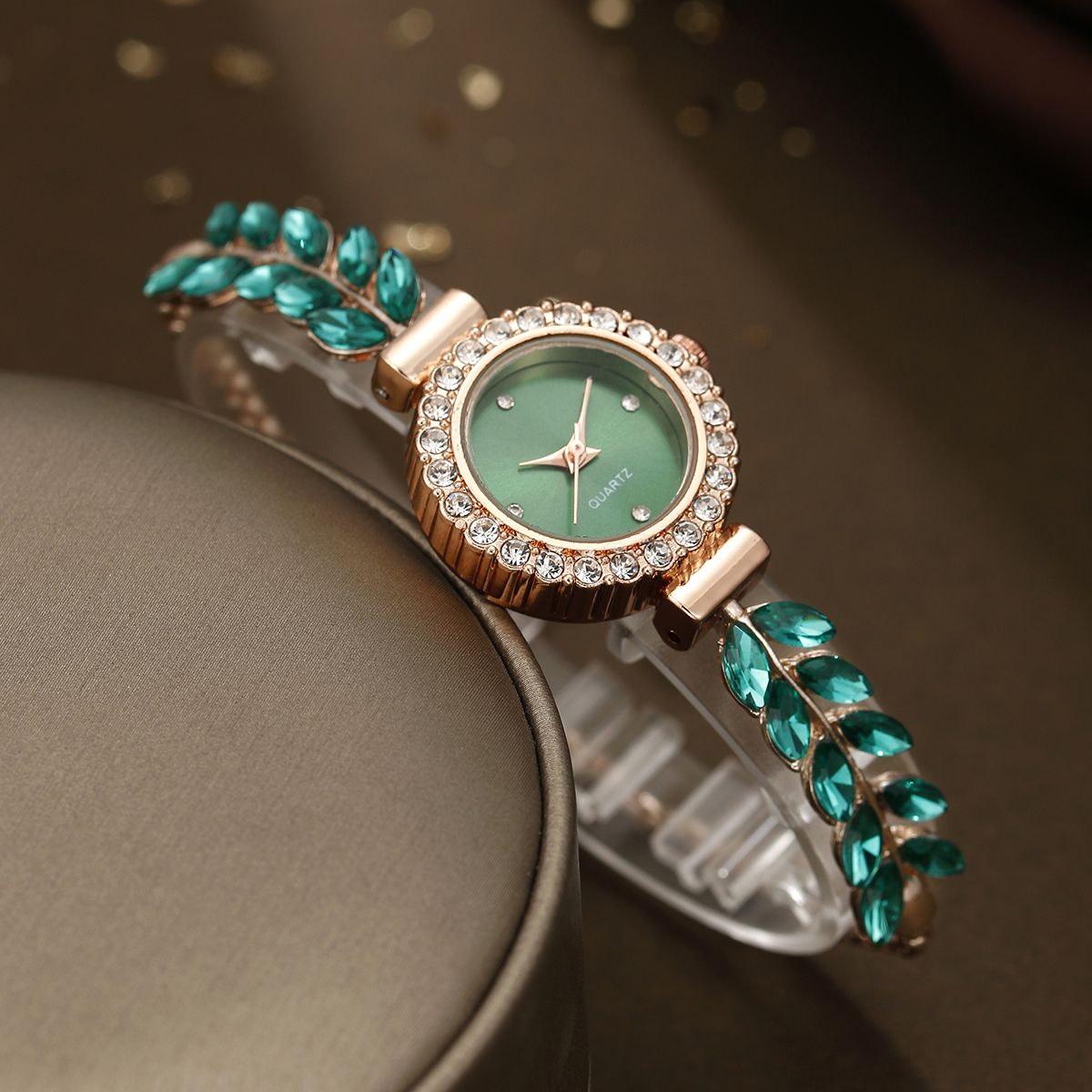 A Korean Version Ladies Full Diamond Elegant All-Match Watch for Woman ...
