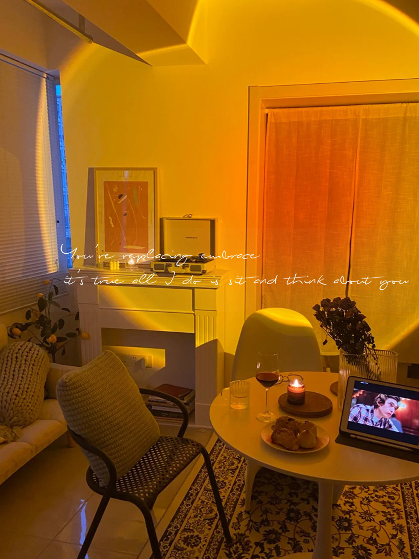 Sunset Lamp Projection LED Light with Remote Control, 16 Colours Night ...