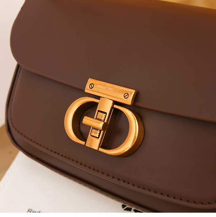 BG4 Shoulder Bags Square Bag Women's Sling Bag Leather Casual Chain ...