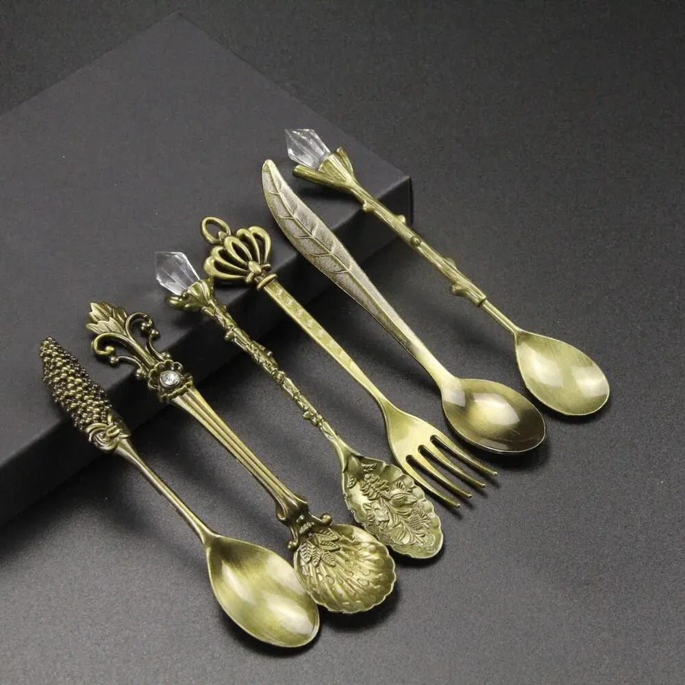 6Pcs/Set Vintage Carved Coffee Spoon Teaspoon Retro Zinc Alloy Dessert ...