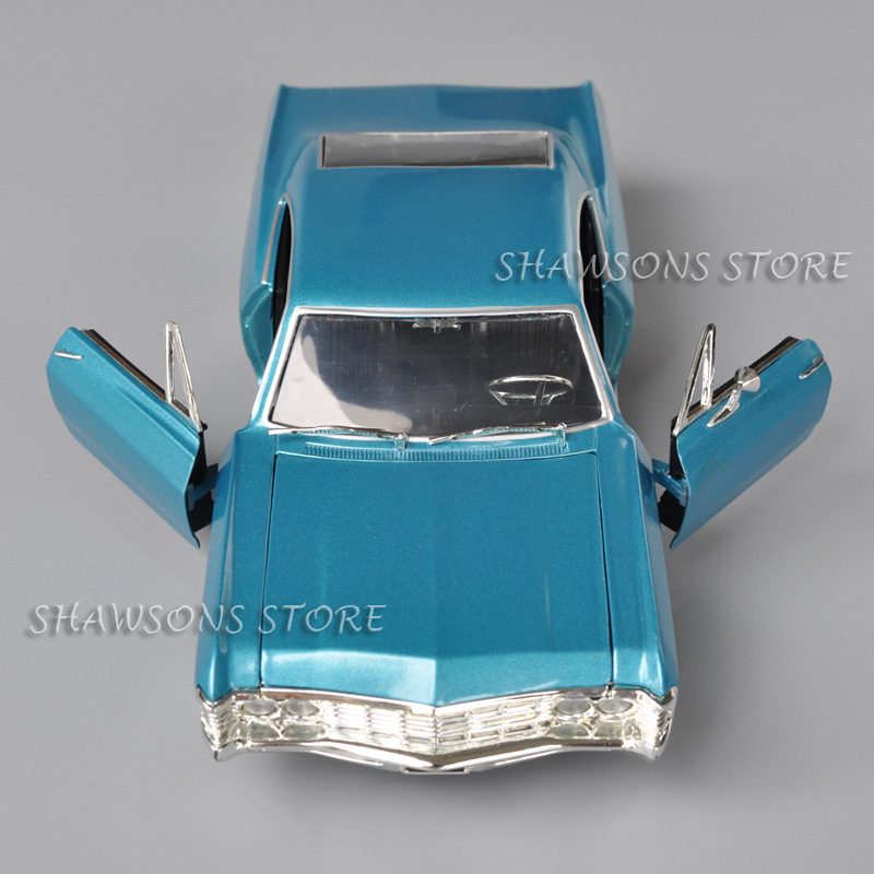 Jada 1:24 Scale Diecast Vintage Car Model Toys 1967 Chevy Impala ...